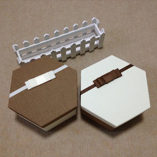 Hexagonal birthday gift Lip and Base box