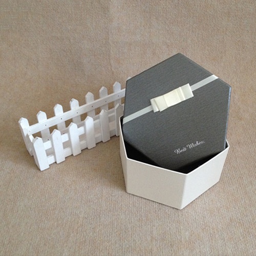 Hexagonal birthday gift Lip and Base box